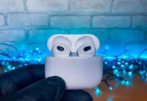Apple AirPods 3 platinum