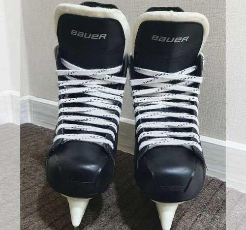 Хоккейные коньки Bauer Supreme 140