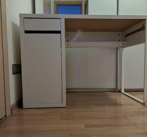 Стол IKEA Микке