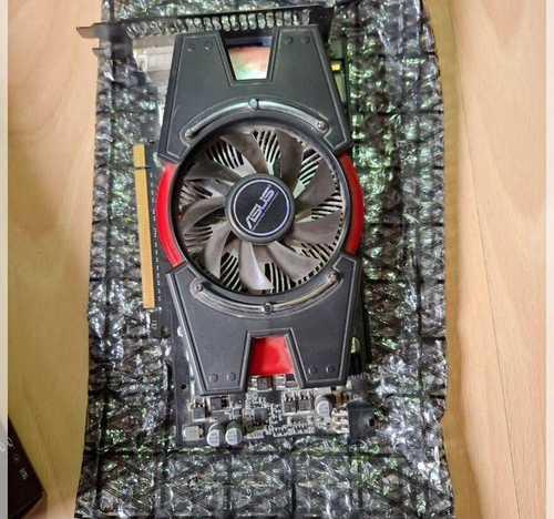 Видеокарта Asus gtx 550ti 1gb