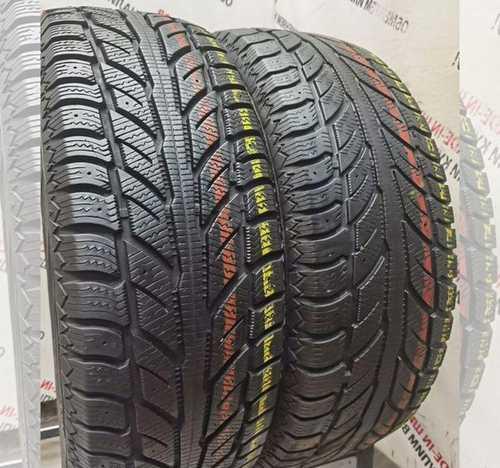 Cooper Weather-Master WSC 215/65 R16 102H