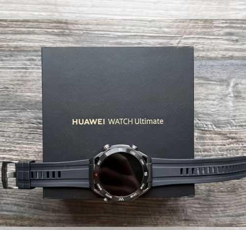 Продам часы Huawei watch ultimate-F05(CLB-B19)
