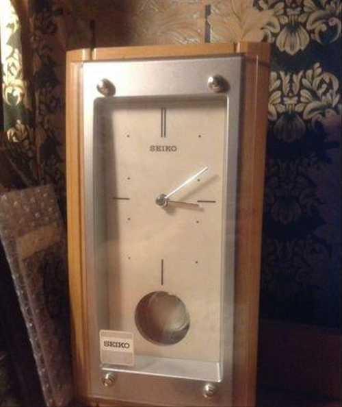 Настольные часы Seiko с маятником