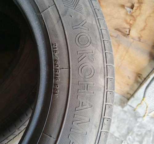 Yokohama A348A 215/60 R16 95V