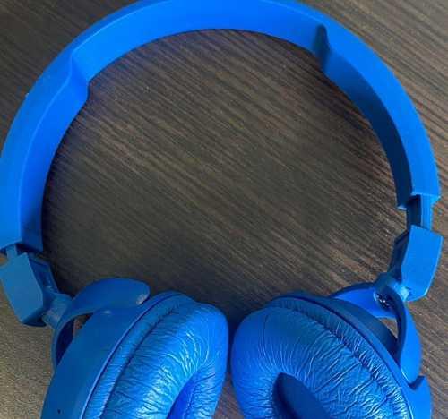 Беспроводные наушники jbl