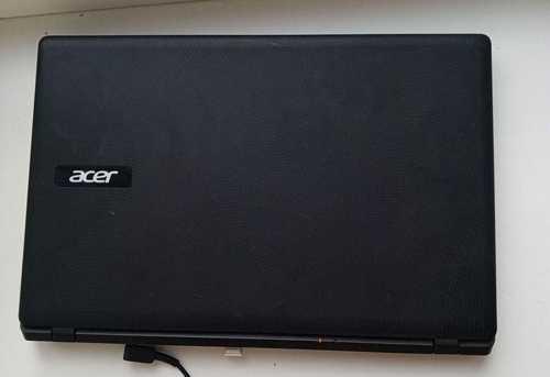 Ноутбук 15.6" Acer Aspire ES1-522, 500 ГБ, A4-7210, RAM 4 ГБ, Radeon R3