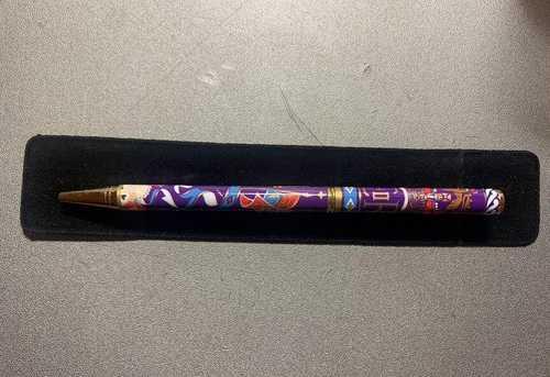 Шариковая ручка Букингемского дворца