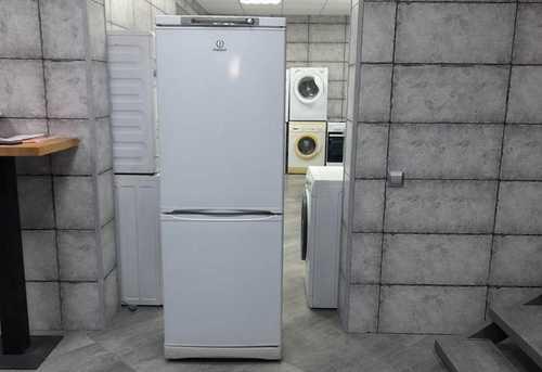 Холодильник Indesit SB 16740