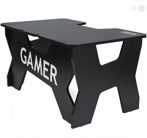 Стол компьютерный игровой Generic Comfort Gamer2/D