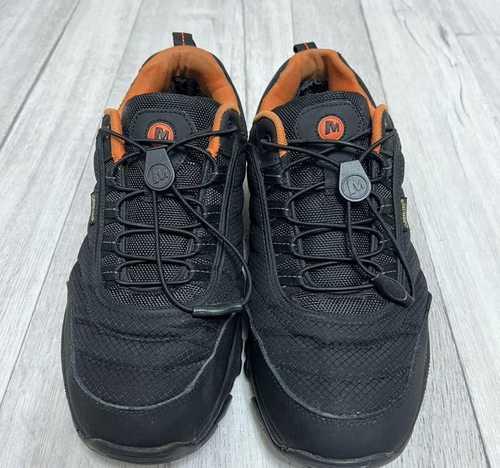 Зимние кроссовки merrell