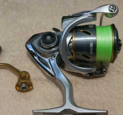 Daiwa Freams LT 2000s кноб разборный