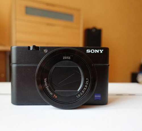 Фотоаппарат Sony RX100 IV M4