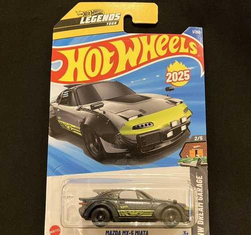 Hot Wheels Mazda MX-5 Miata