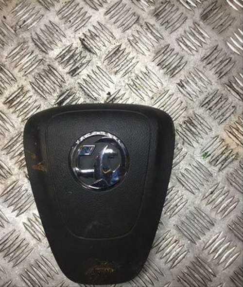 Подушка безопасности в рулевое колесо Opel