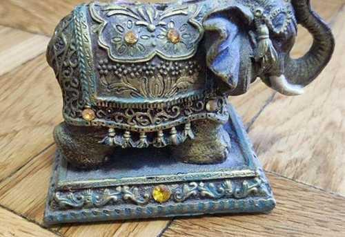 Статуэтка индийского слона - Металл