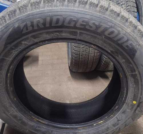 Bridgestone Blizzak Ice 205/60 R16