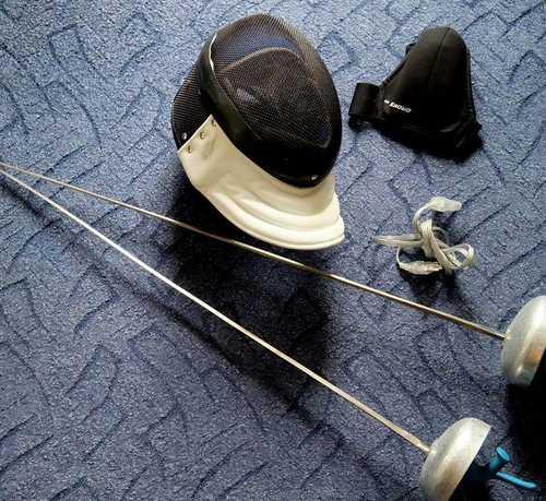 Маска для фехтования (защитный шлем), шпаги, шнур