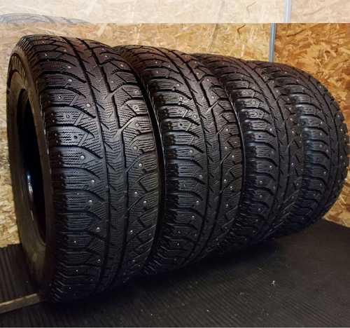 Bridgestone Ice Cruiser 7000 265/65 R17 116T