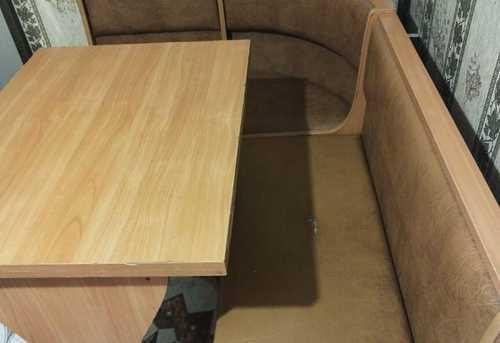 Кухонный уголок со столом б/у