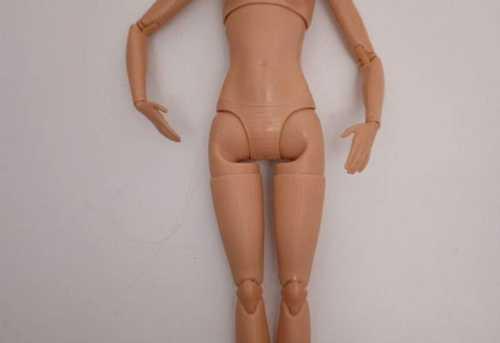 Тело Barbie безграничные движения