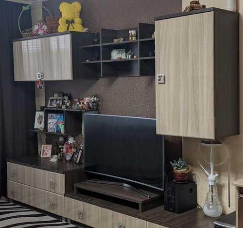 Мебельный гарнитур в гостиную, шкафы