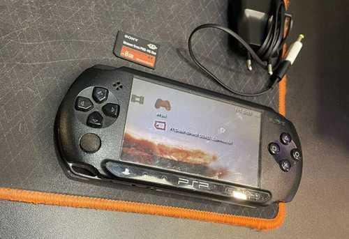 Sony PSP Е1008 (Карта памяти на 8 gb )