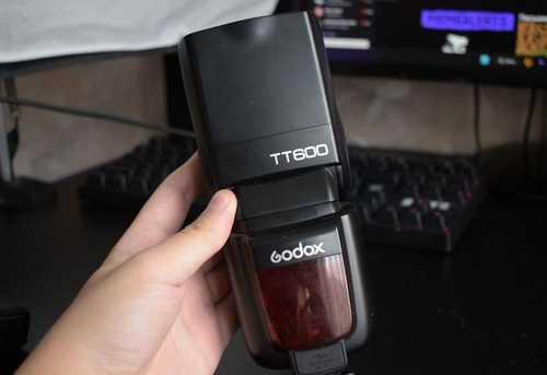 Вспышка godox tt600