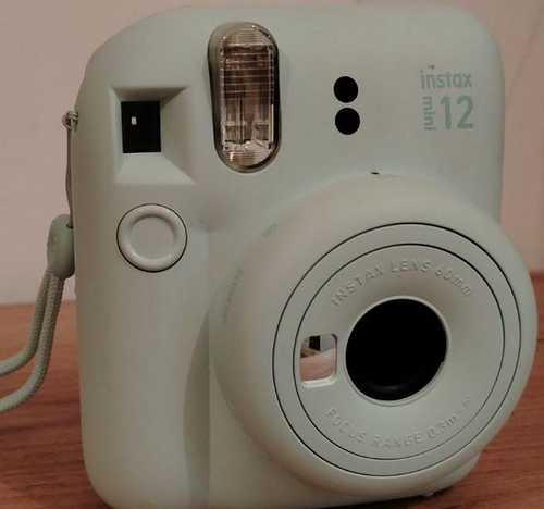 Фотоаппарат полароид Instax mini 12