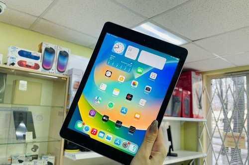 Apple iPad 5 (2017) Wi-Fi 32GB