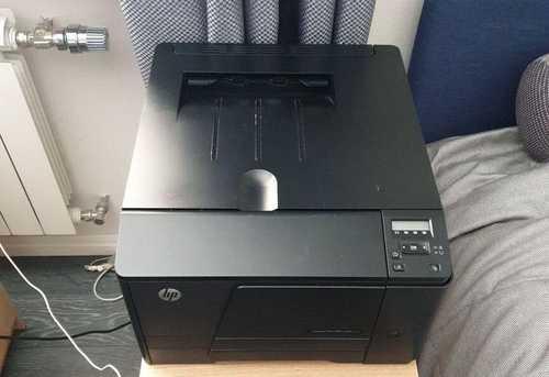 Цветной лазерный принтер HP LaserJet Pro 200 color
