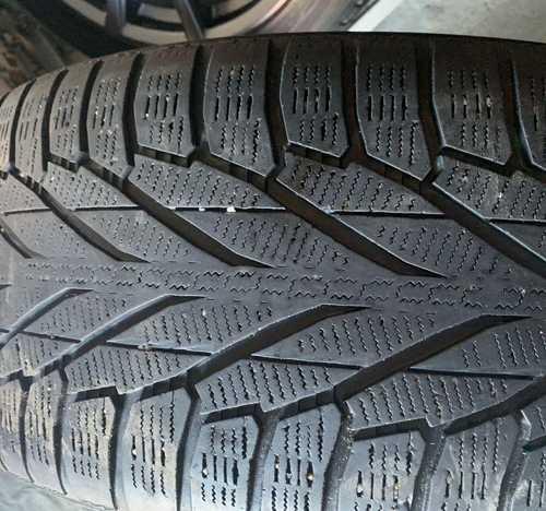 Nokian Tyres Hakkapeliitta R2 265/45 R21 108R