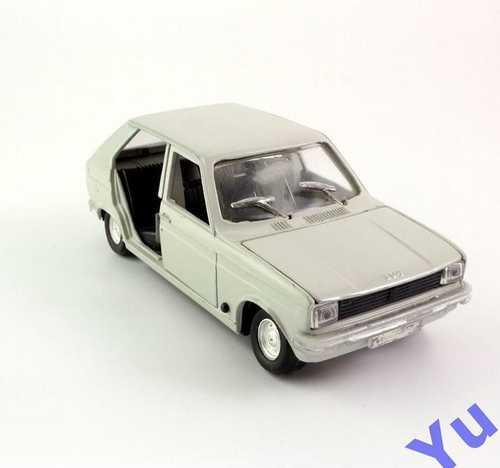 Peugeot 104 Пежо Спутник Ленинград без двери 1:24