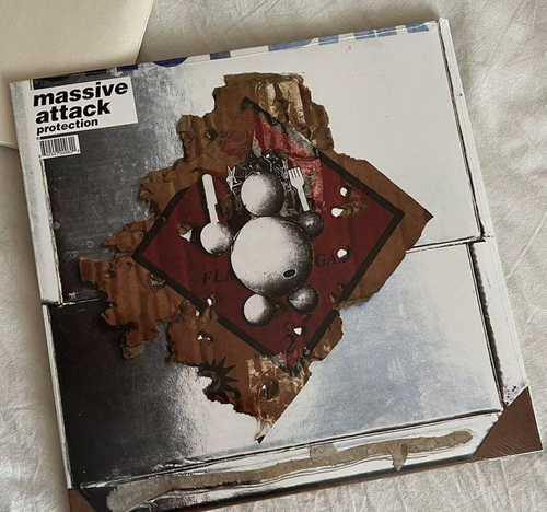 Винил Massive Attack - Protection