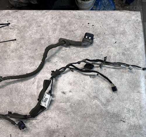 Проводка двери передняя правая Ford Focus 3