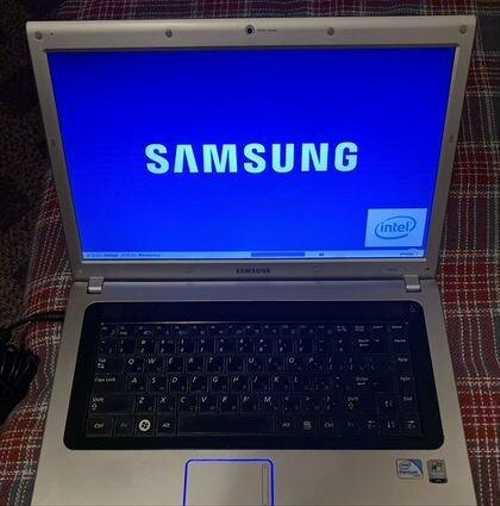 Samsung R520