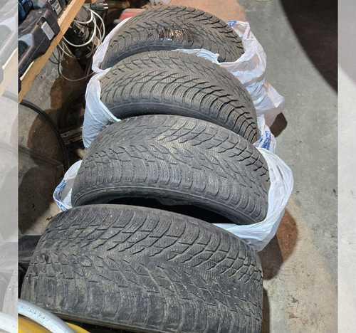 Nokian Tyres Hakkapeliitta R2 245/50 R18 104T