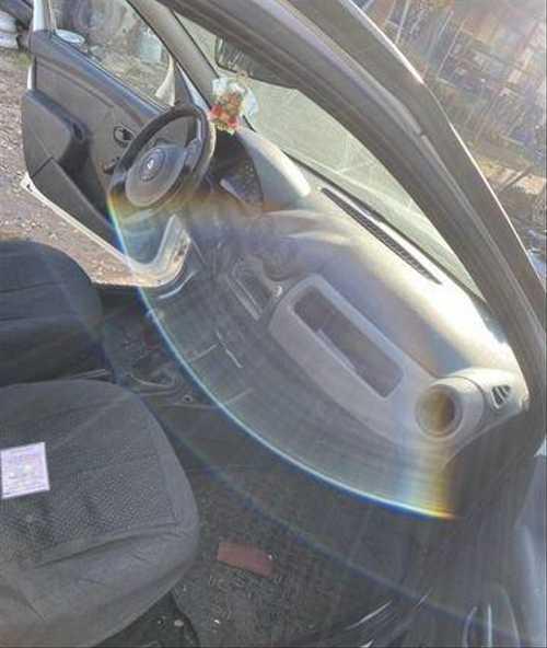 Торпедо панель приборов renault рено 8200739433
