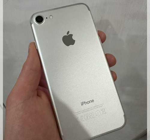 iPhone 7, 128 ГБ