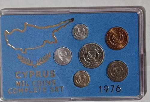 Набор монет Кипра в пластмассовом футляре