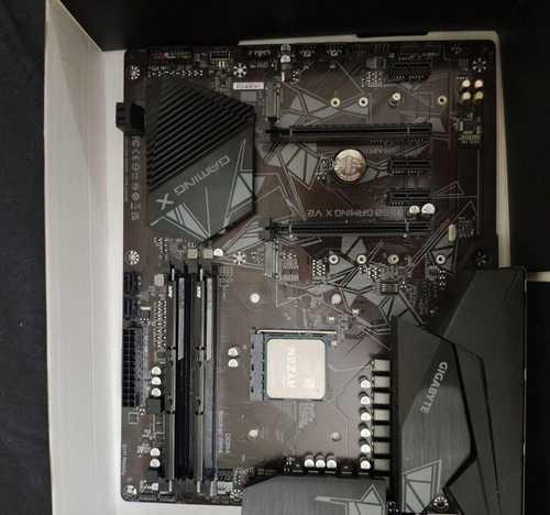 Gigabyte b550 gaming x v2 +Ryzen 5700x+ 3600 ddr4