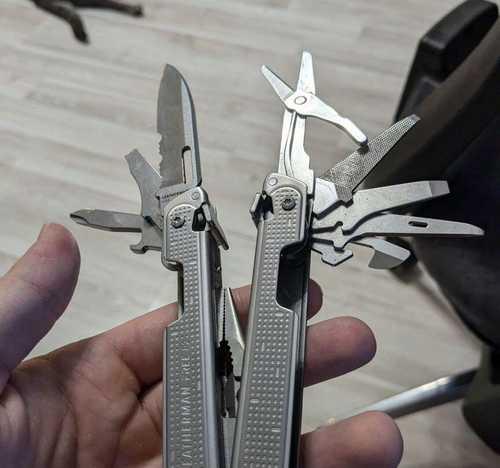 Мультитул leatherman free p2