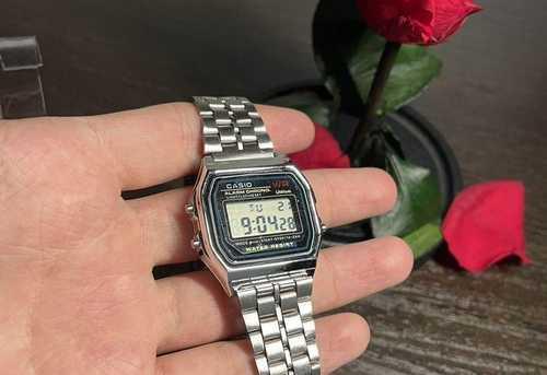 Электронные часы casio