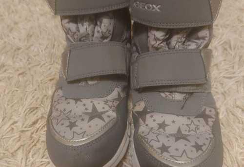 Ботинки зимние для девочки 37 размер geox