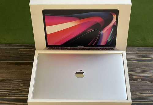 LUX 2021г.в MacBook Pro 13 M1 8GB 256GB Silver