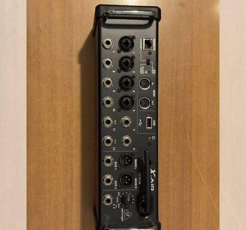 Behringer x air xr12 микшерный пульт