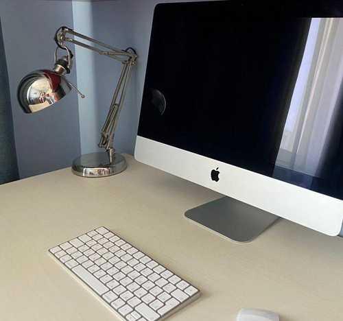 Apple iMac 21.5 2019