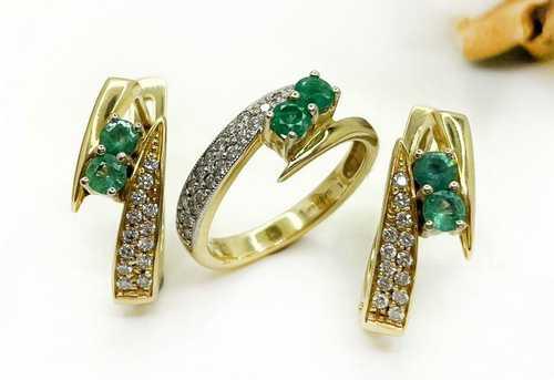 Золотой гарнитур с изумрудами и бриллиантами 0.6ct