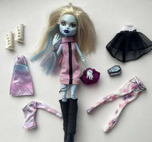 Эбби Боминейбл monster high