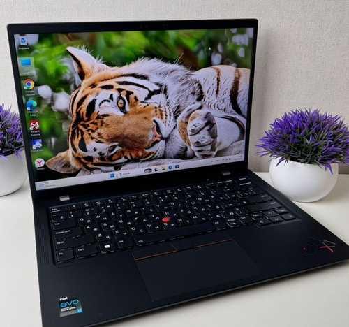 14" Lenovo ThinkPad X1 Carbon Gen 9, Core i7, RAM 32 ГБ, 512 ГБ, Intel Iris Xe Graphics