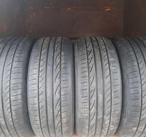 Hankook Ventus ME01 K114 235/55 R18 100V